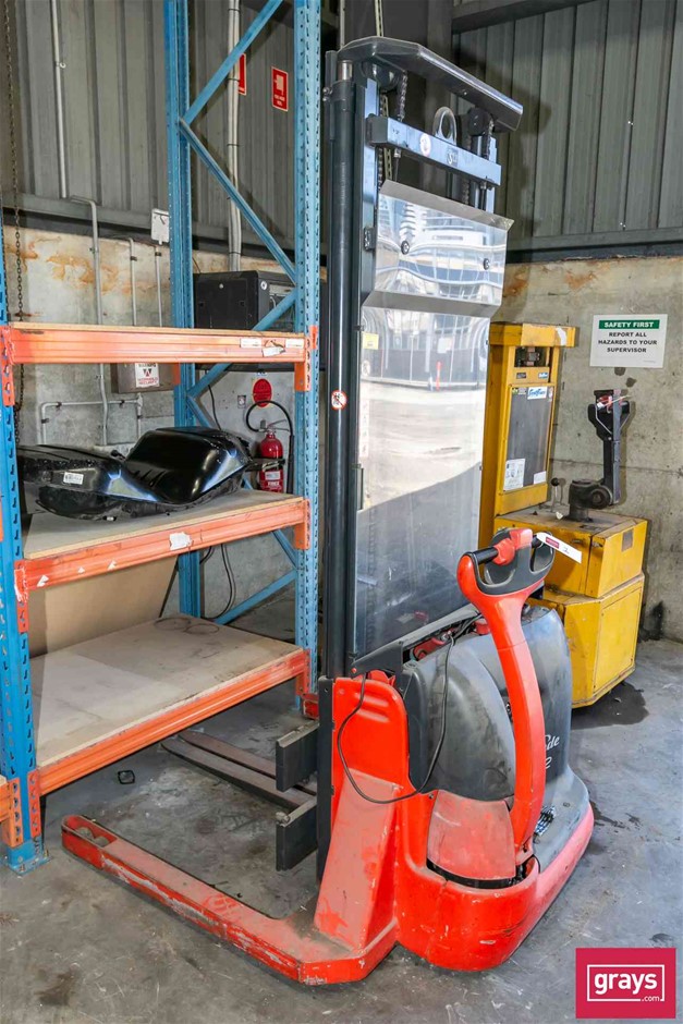 Linde L12AS Walk Behind Electric Pallet Mover Auction (0001-5049441 ...