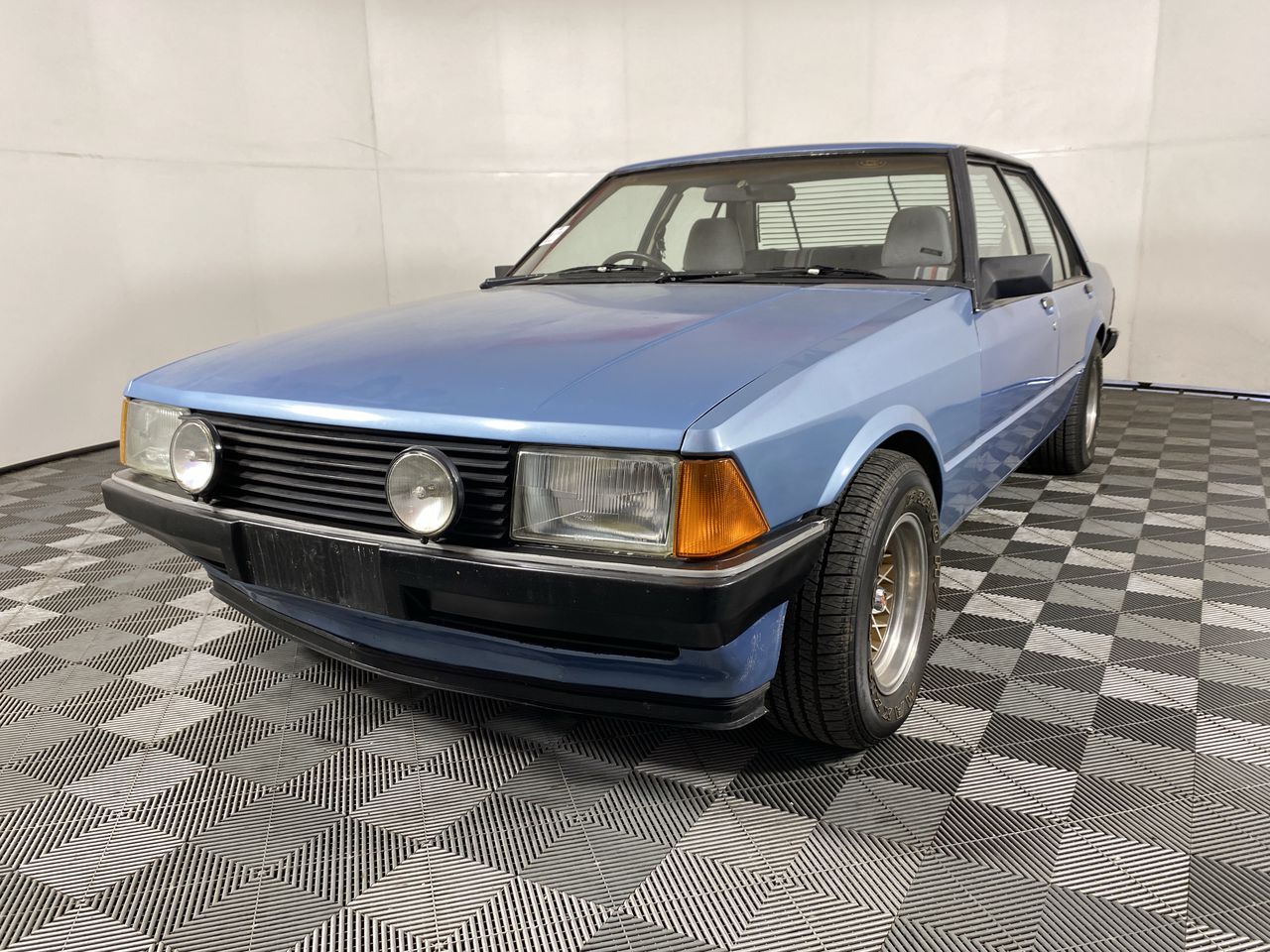 1979 Ford Falcon XD - Factory 5.8 litre 4 Speed S Pack Auction (0001 ...