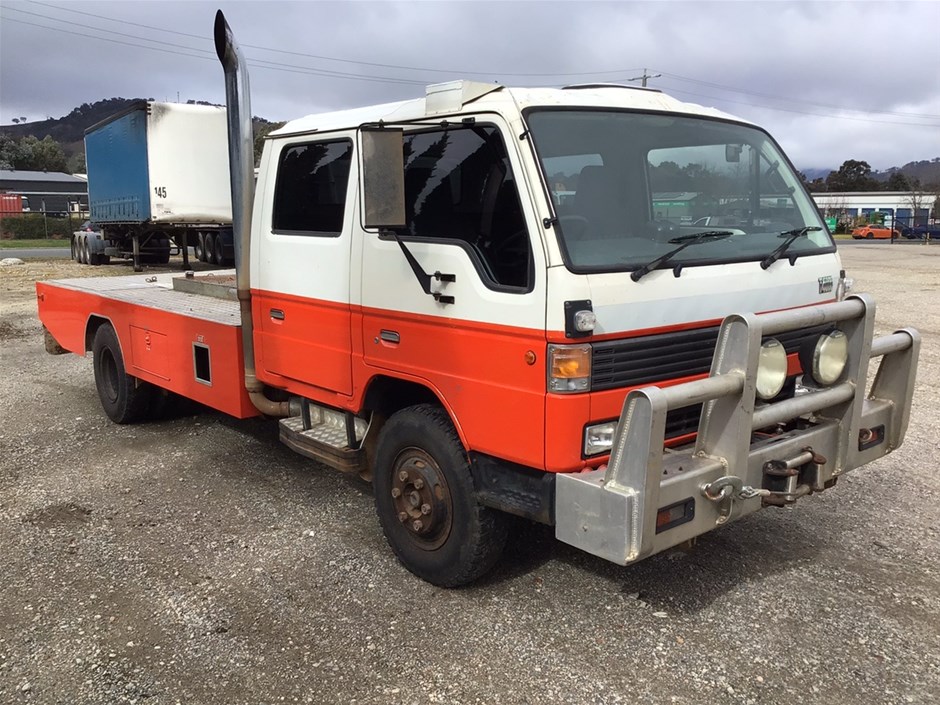 Mazda T4000 4 x 2 Tray Body Truck Auction (0007-3022592) | Grays Australia