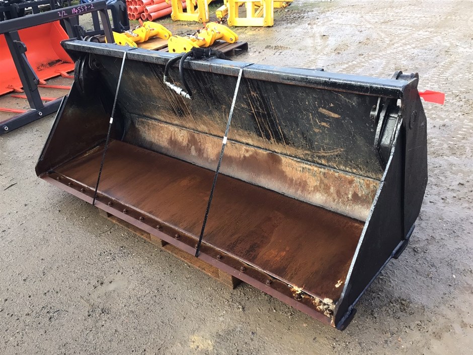 Telehandler 4 in 1 Bucket Auction (0006-3022813) | Grays Australia