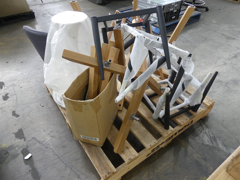 Bulk lot of Chair legs, Table legs, Chair Auction (0017-2186631 ...
