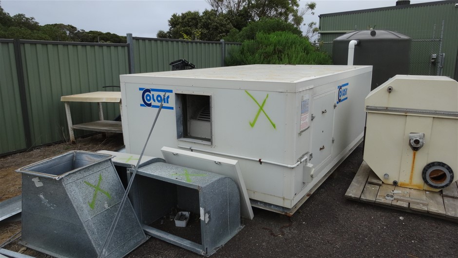 Air Conditioning Distribution Box and Duct Auction (0011-3022938 ...