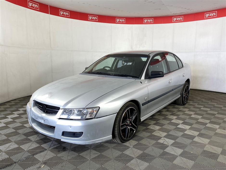 2005 Holden Commodore Executive VZ Automatic Sedan Auction (0001 ...
