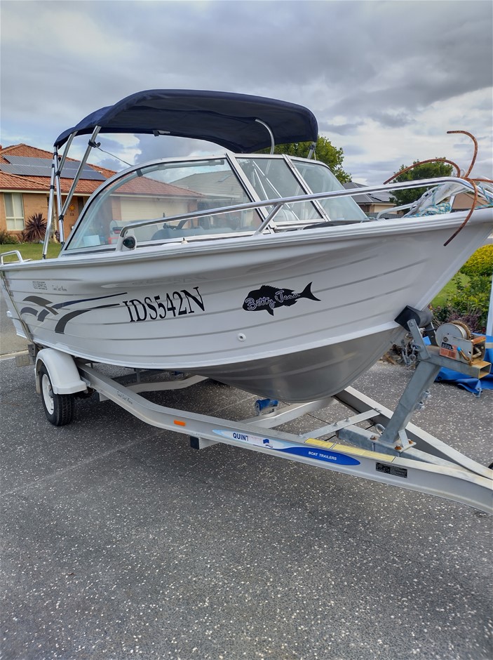 2010 QUINTREX 490 ESCAPE Auction (0001-10081089) | Grays Australia