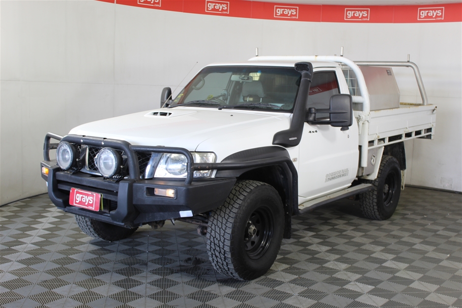 Nissan Patrol DX (4x4) GU Turbo Diesel Manual Cab Chassis Auction (0001 ...