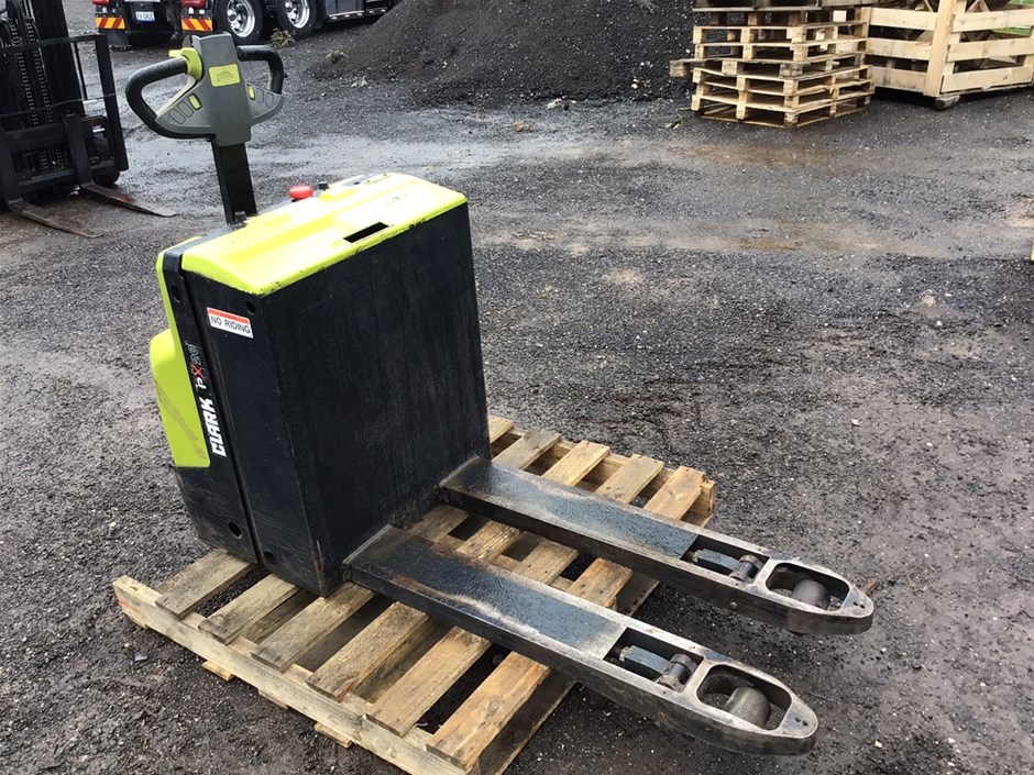 Clark PX 20 Pallet Truck Auction (0086-3022782) | Grays Australia