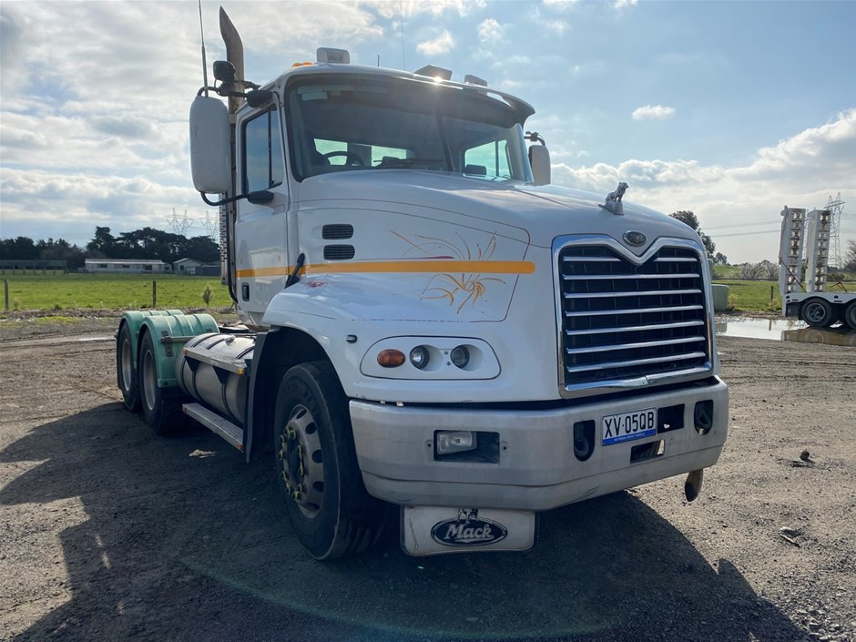 2004 Mack CX 6 x 4 Prime Mover Truck Auction (0001-3023576) | Grays ...