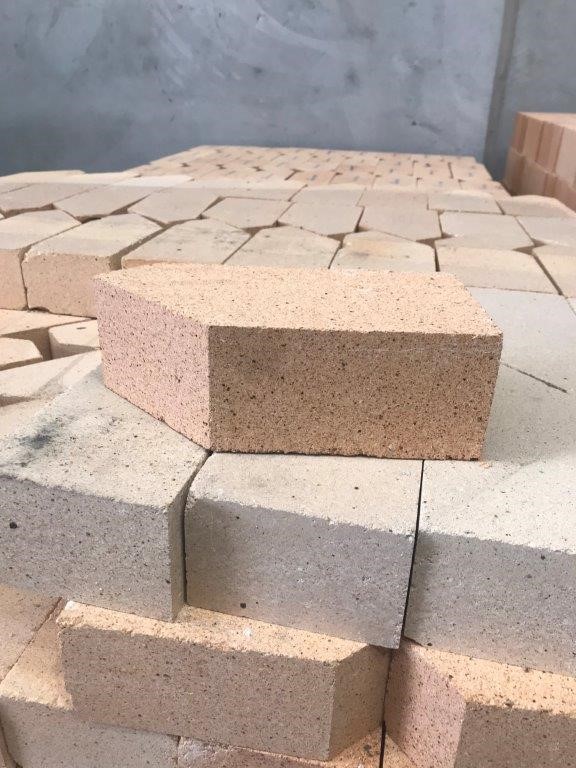 Pallet of Fire Bricks Auction (0022-3023212) | Grays Australia