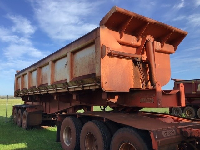 Powertrans Quad Side Tipper Set Auction (0002-9038755) | Grays Australia