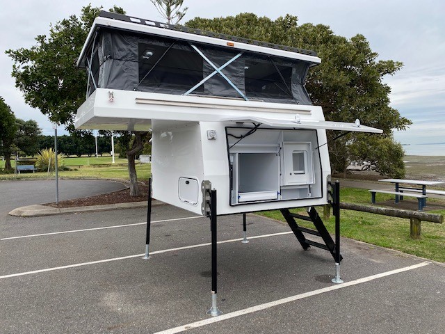 BEACHSIDE CAMPER 2022 UNUSED SLIDE-ON CAMPER Auction (0001-50078386 ...