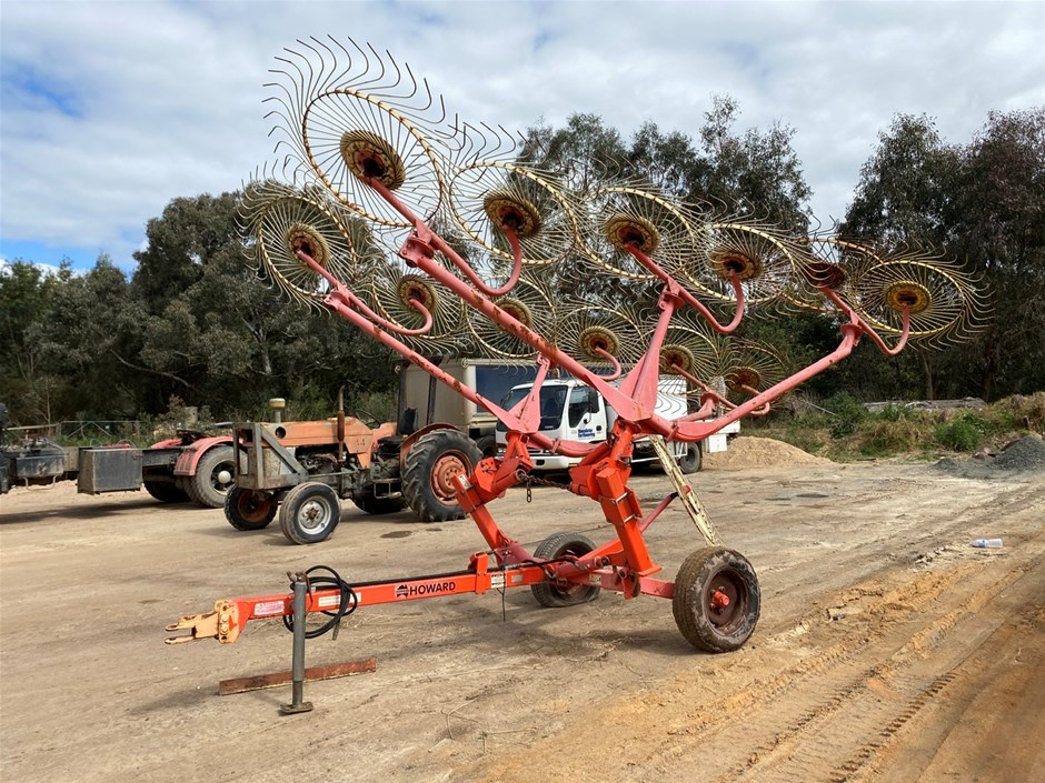 Howard H-90 V12 13 Disc Hay Rake Auction (0019-3023242) | Grays Australia