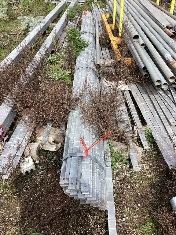 1 x Bundle of Retaining Wall Straps Auction (0176-3023177) | Grays ...