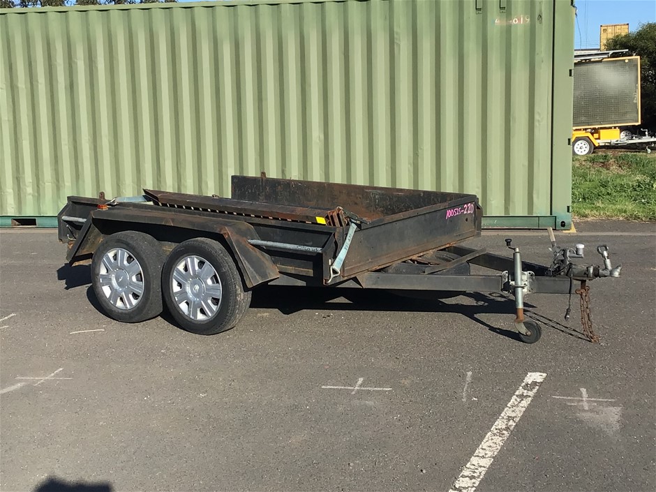 2008 Europe Trailers Tandem Box Trailer with Ramps Auction (0002 ...