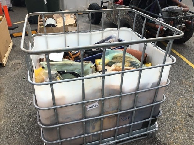 IBC Stillage of Mainly Assorted Caterpillar Components Auction (0099 ...