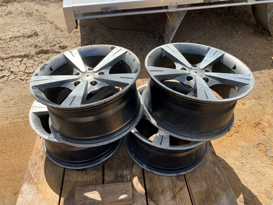 4 x SS Commodore Wheels Auction (0043-3023242) | Grays Australia