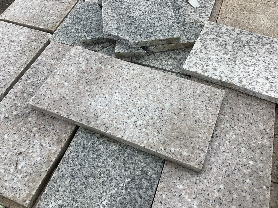 A Pallet of Assorted Granite Square Tiles Auction (0107-8015876 ...