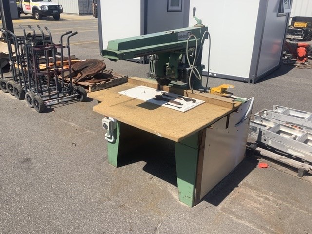 Wadkin Bursgreen horizontal Secular Saw Auction (0028-9035154) | Grays ...