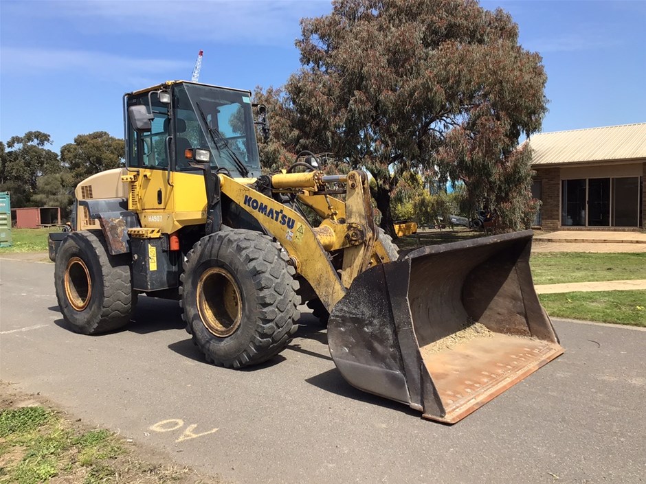 Komatsu WA250-5H Wheel Loader