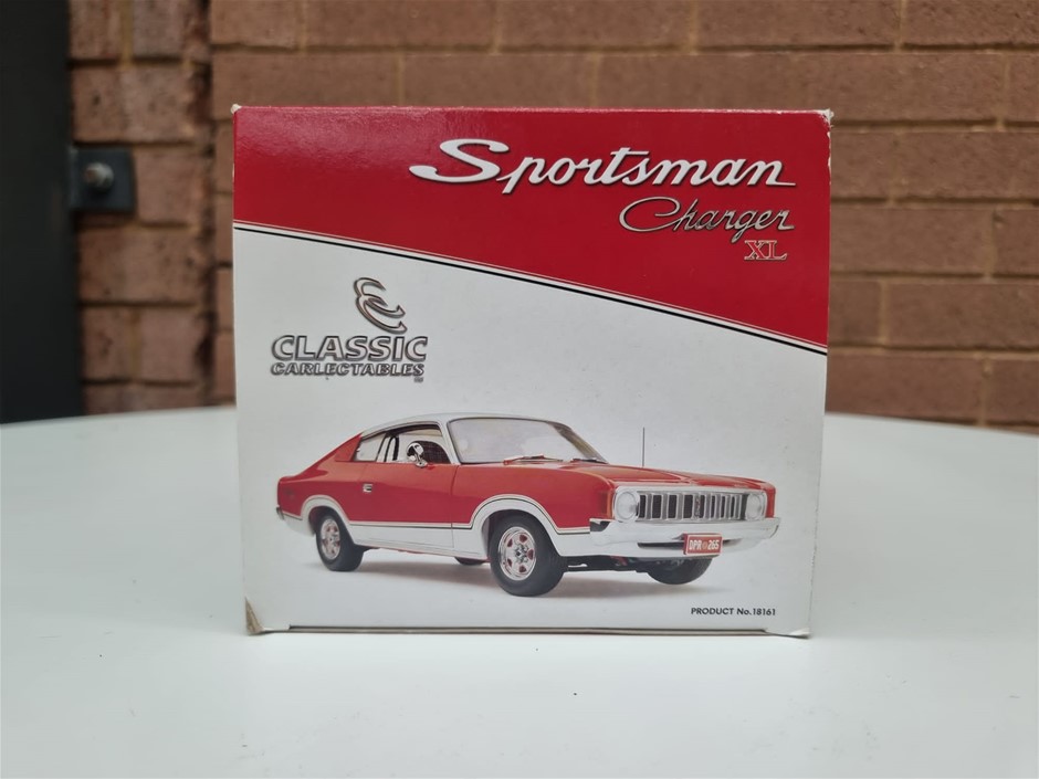 “Red With White Roof “ VJ Charger XL Sportsman 1/18 Scale Model Car ...