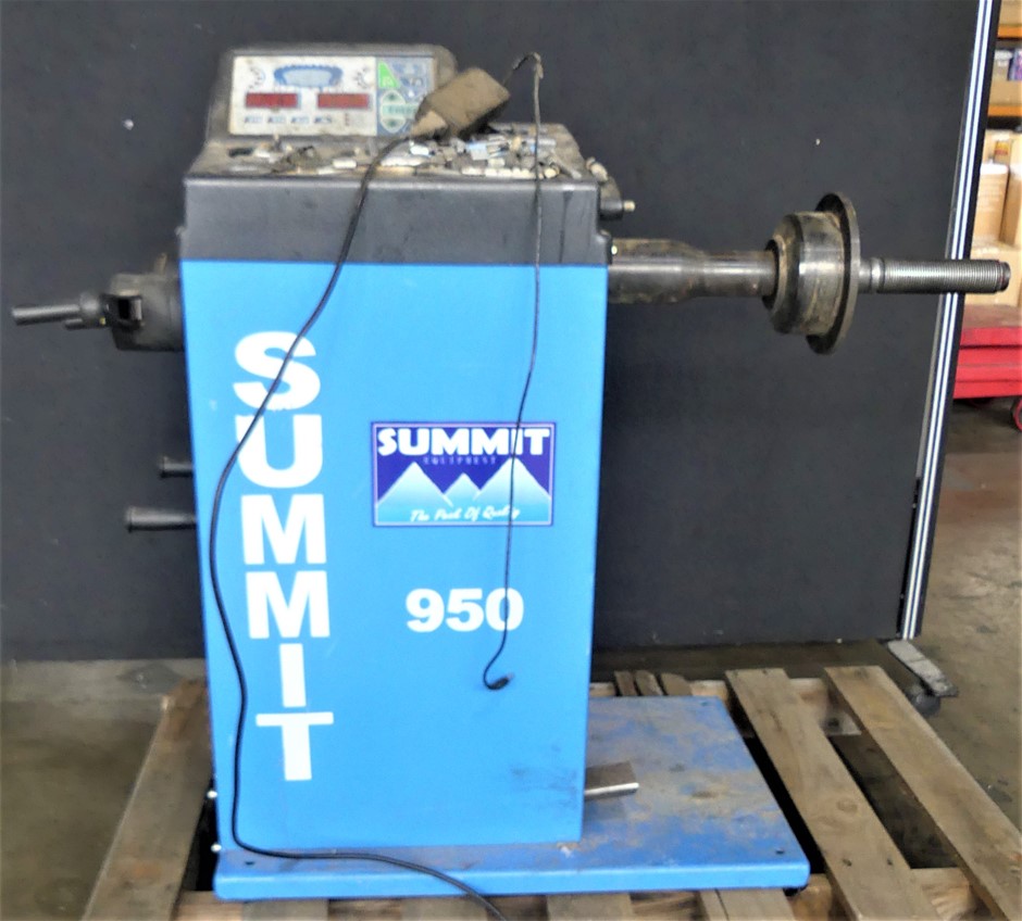Summit Handspin Wheel Balancer Auction (0004-5050564) | Grays Australia