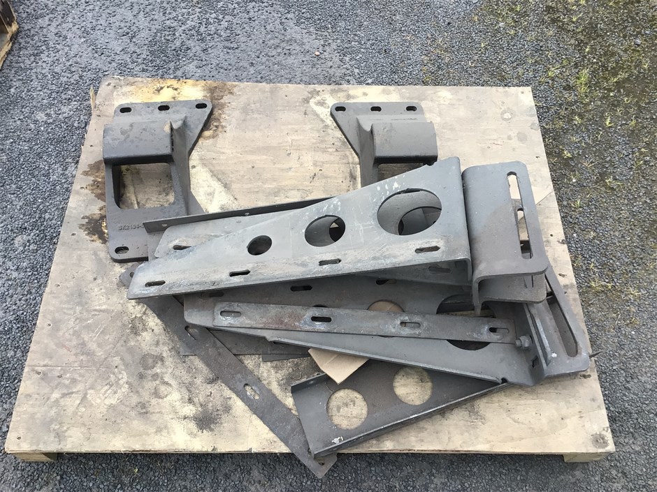 Trailer Guard brackets Auction (0066-8016308) | Grays Australia