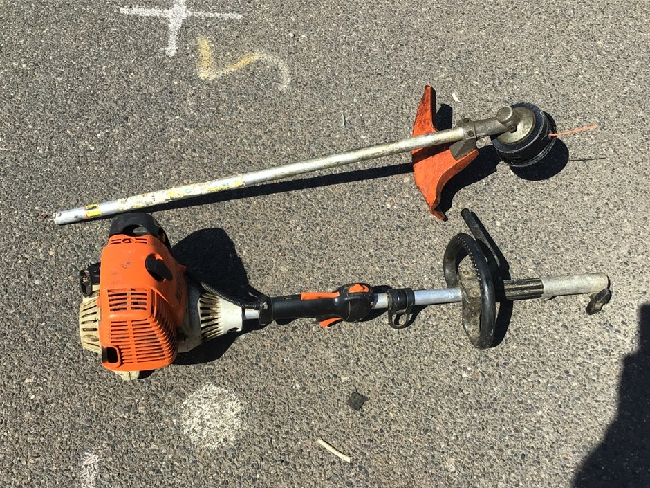 Stihl KM130R Kombi Engine with Brush Cutter Attachment Auction 0114 3023742 Grays Australia