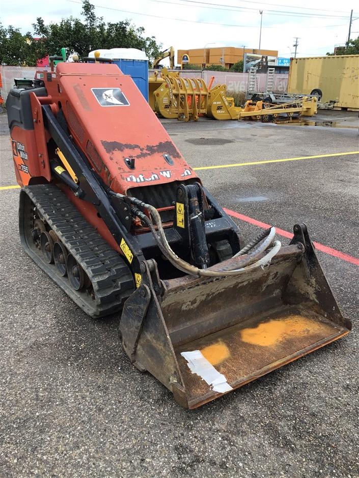 Ditch Witch SK755 Skid Steer Loader (Track) Auction (0008-7041512 ...