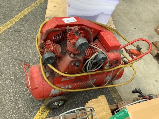 McMillan Air Compressor 15H028-03 Compressor Auction (0013-9035829 ...