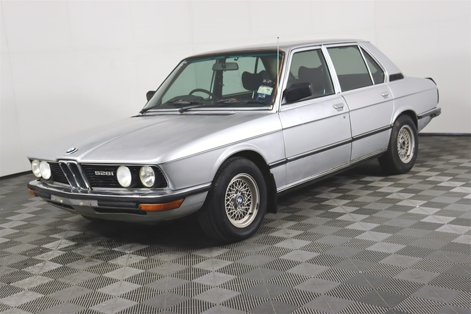 1981 BMW 528i (E28)Automatic Sedan