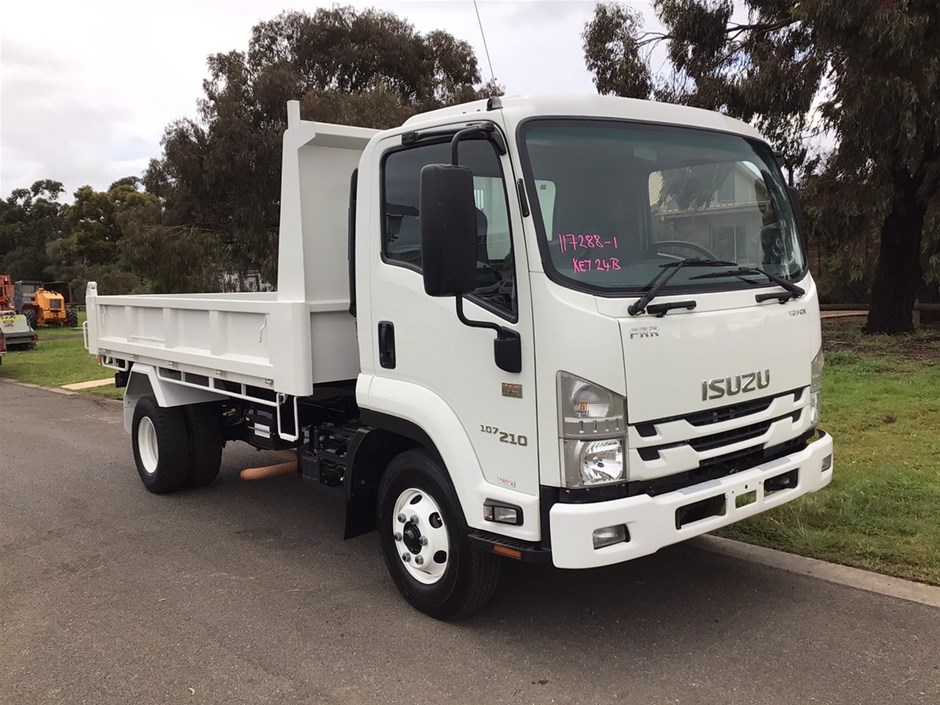 2019 Isuzu FRR (4 x 2) Tipper Truck Auction (0001-3023716) | Grays ...