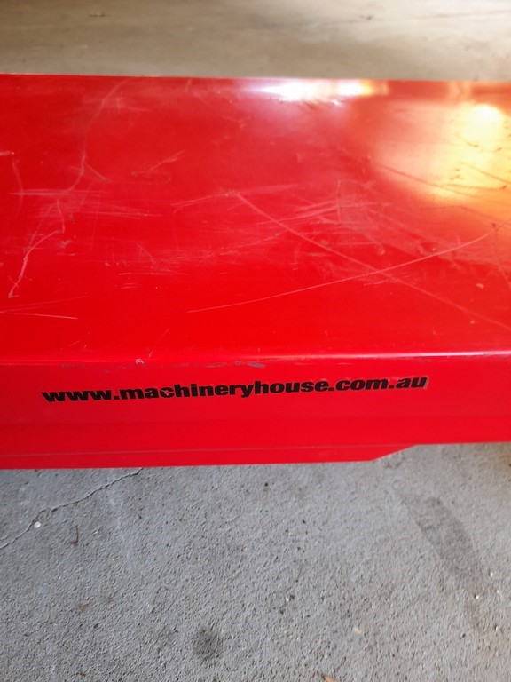 Hafco LT-500 Hydraulic table Auction (0008-5050716) | Grays Australia