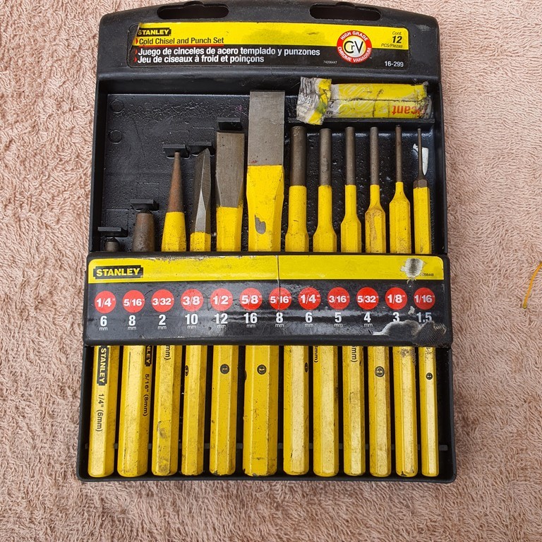 Cold Chisel and Punch Stanley Set 12 Pcs Auction (0076-5050716) | Grays ...