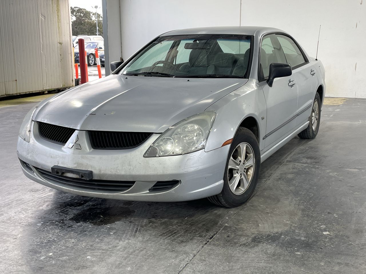 2004 Mitsubishi Magna ES TW Automatic Sedan Auction (0001-20066807 ...