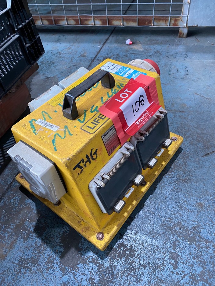 Spinifex Lifeguard Electrical Distribution Board, 5 x 15 Amp, 250 Volt ...