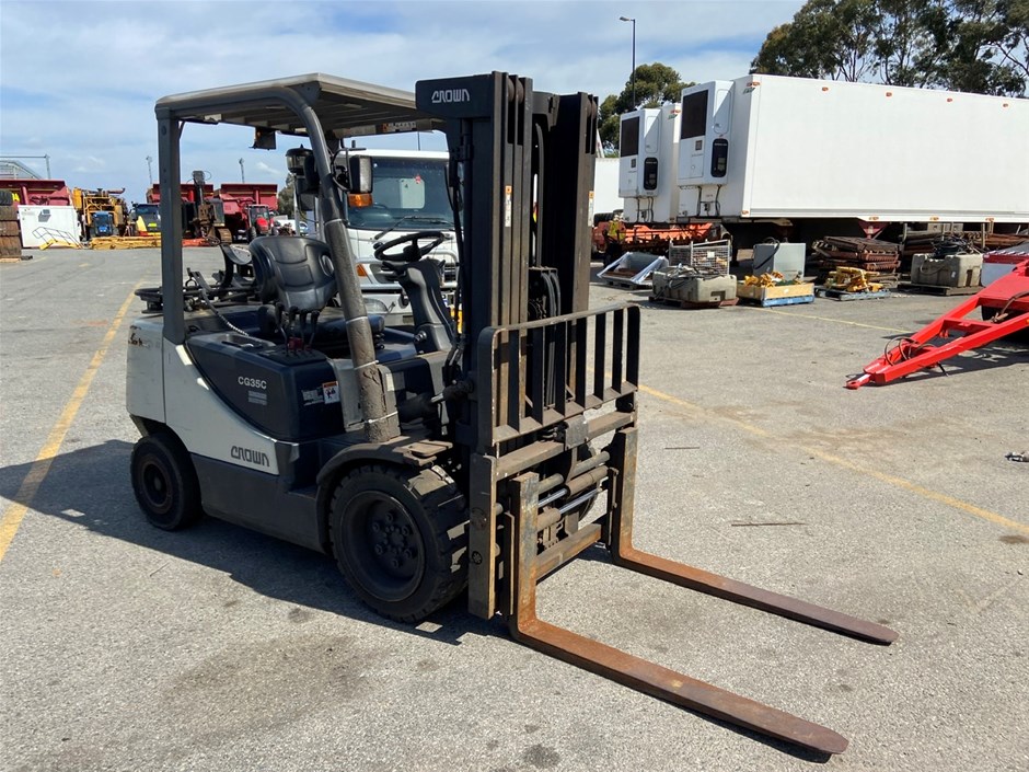 Crown CG35C 5 LPG Counterbalance 3T Container Mast Forklift Auction ...