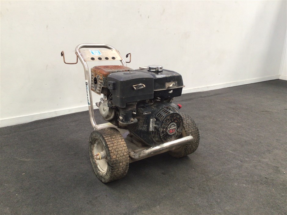 Renegade gurney Auction (0387-7042323) | Grays Australia