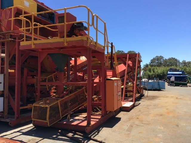 2010 Striker Modulator Sample Station Auction (0002-9036481) | Grays ...