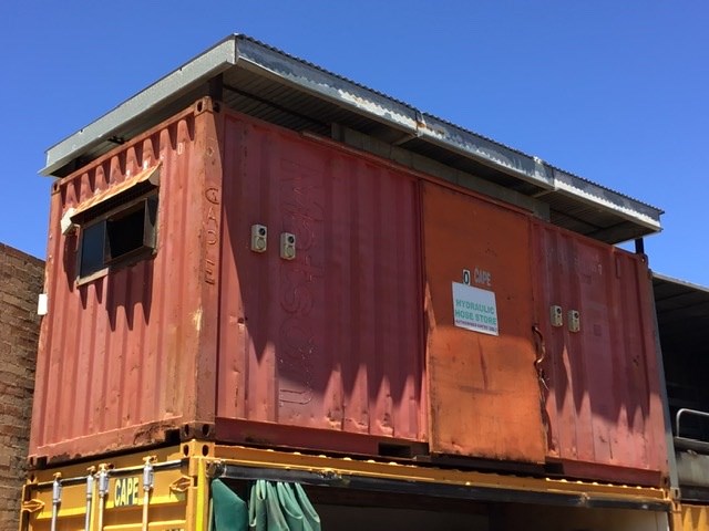 20ft Shipping Container with Tropical Roof Auction (0008-9036481 ...