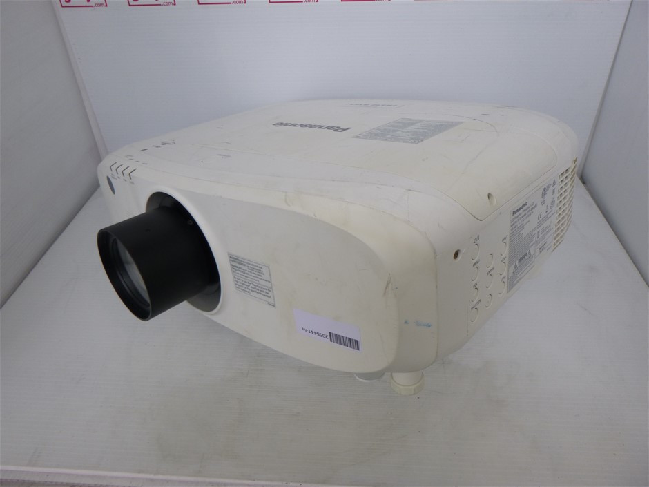 Panasonic PT-EW640 WXGA LCD Projector Auction (0007-2548100) | Grays ...
