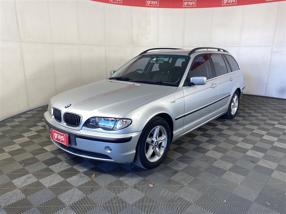 2002 BMW 320i Touring E46 Automatic Wagon Auction (0001-10327775 ...