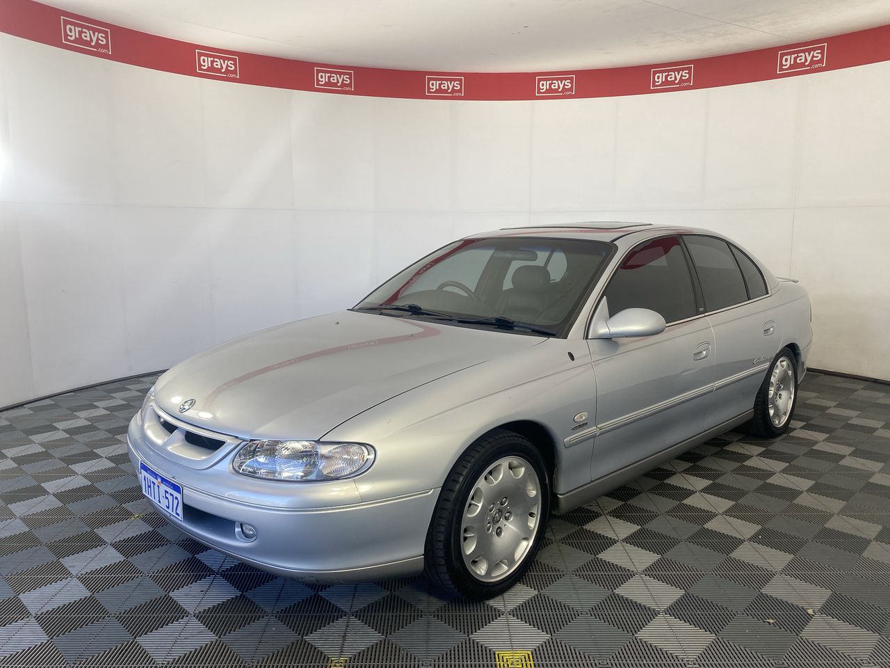 2000 Holden Calais V8 5.7 VT II Automatic Sedan Auction (0001-70006496 ...