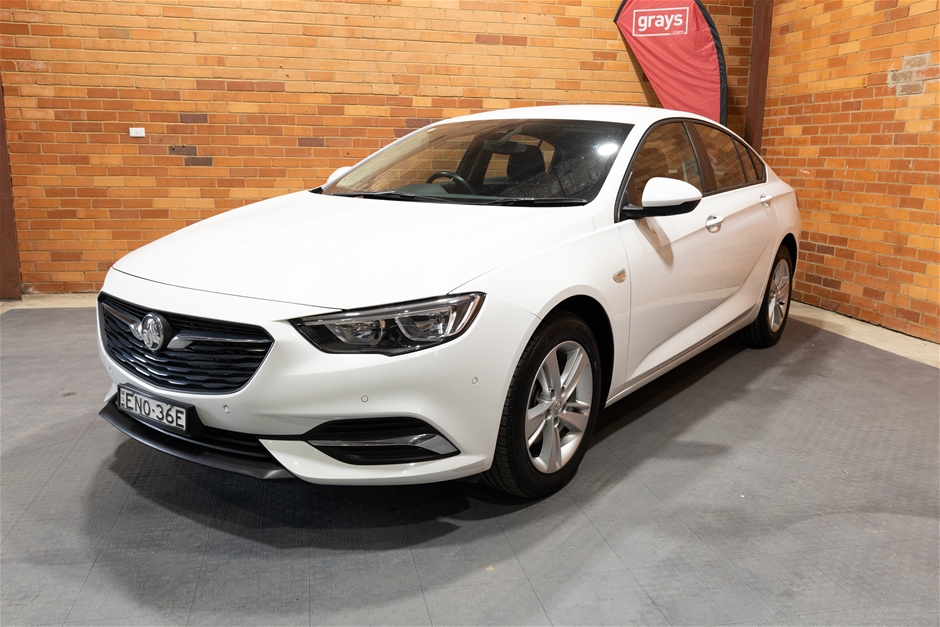 2018 Holden COMMODORE LIFTBACK LT ZB Automatic Hatchback 76395kms ...