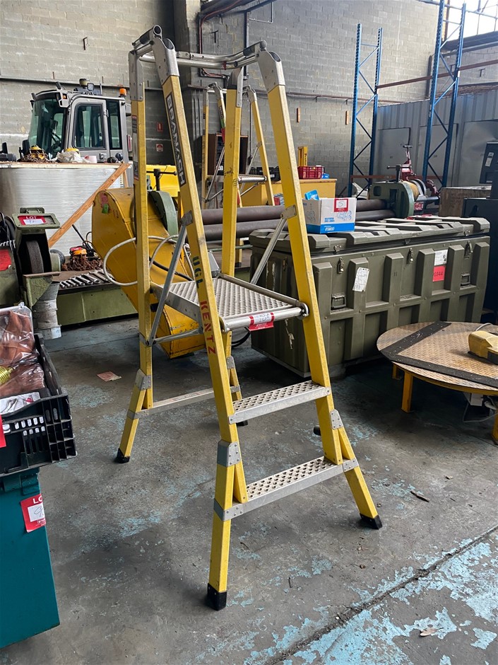 Branach FPL 0.9 Meter Fiberglass Platform Ladder Auction (0098-3023857 ...
