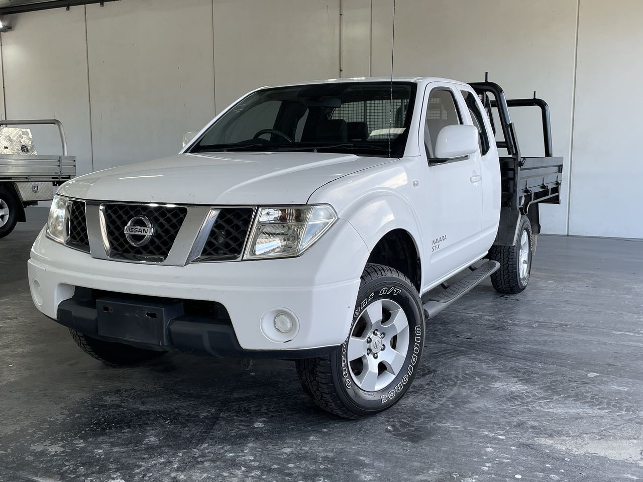 2010 Nissan Navara ST-X (4x4) D40 Turbo Diesel Automatic Ute Auction ...