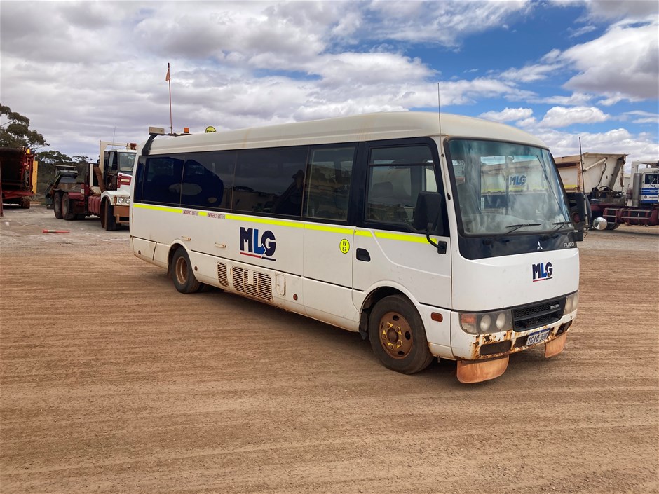 2012 Mitsubishi Fuso Rosa 4 x 2 Bus Auction (0022-9036452) | Grays ...