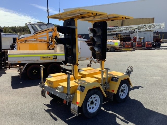 2013 Bartco PBTL Tandem Variable Message Sign Trailer Auction (0001 ...
