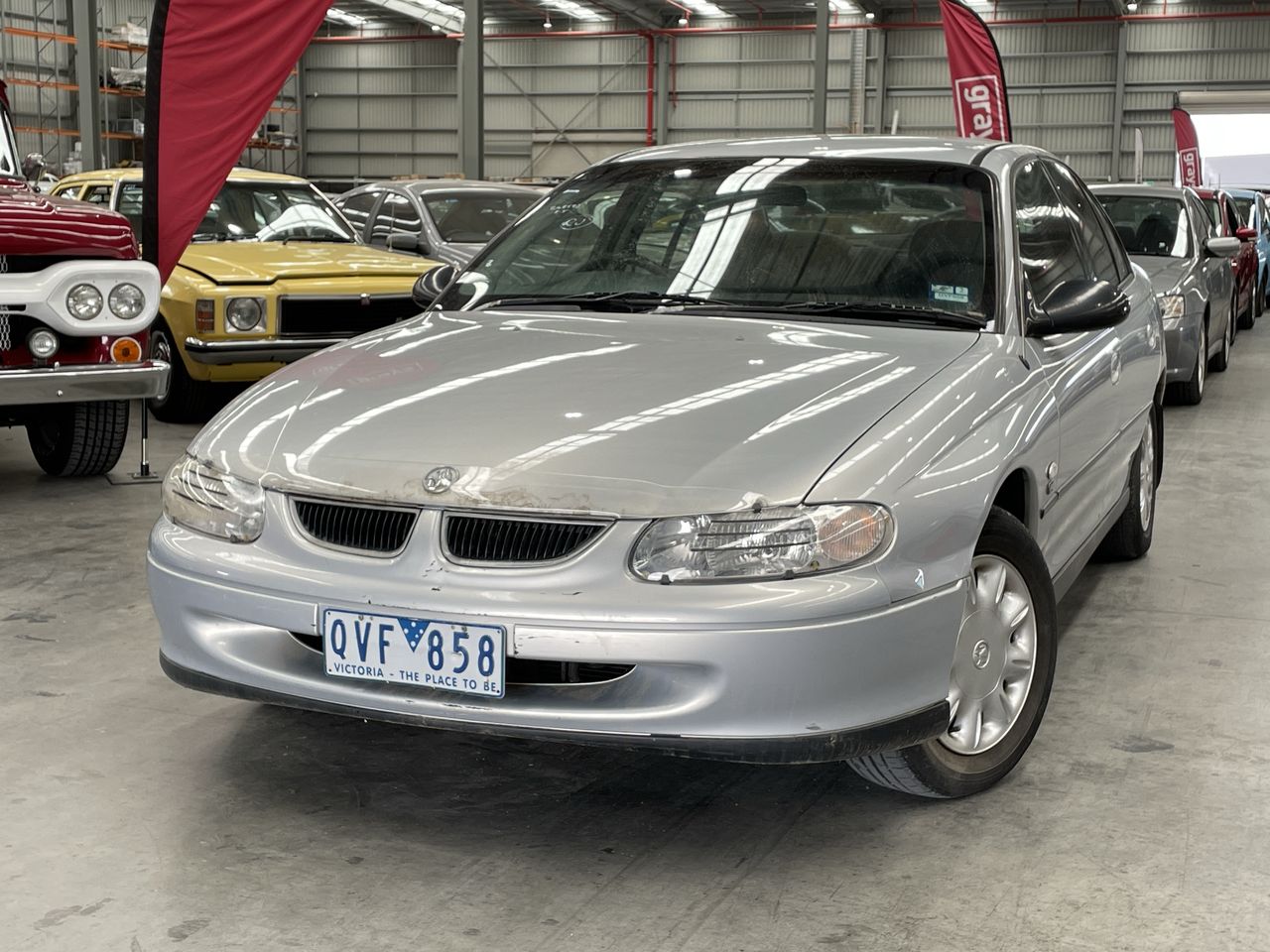 1999 Holden Commodore Executive VT Automatic Sedan Auction (0001 ...