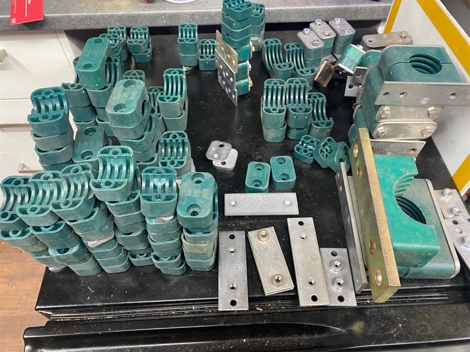 STAUFF -Clamp Assorted pipe holder Green brackets Auction (0512-5051125 ...