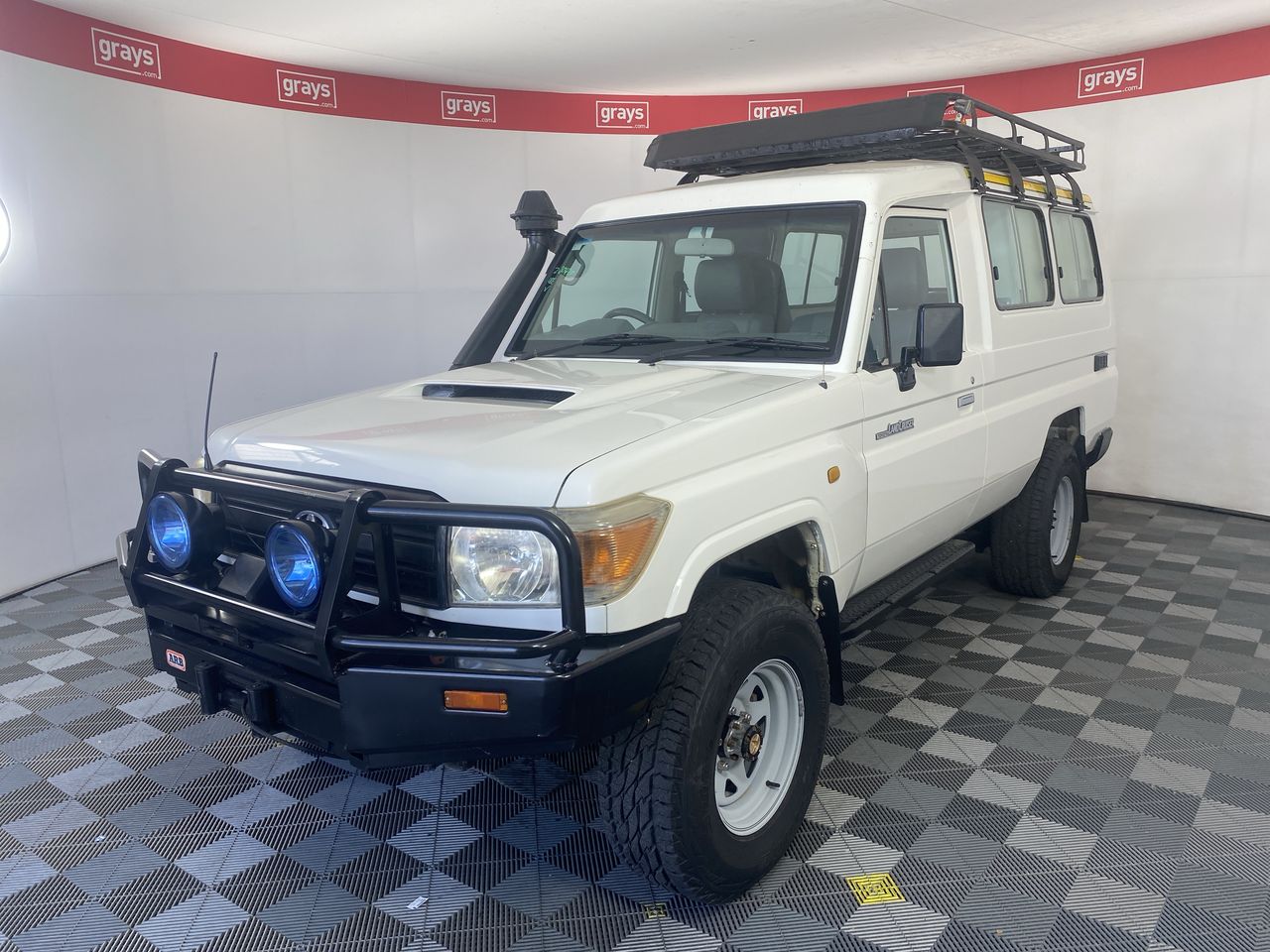 2010 Toyota Landcruiser WORKMATE Ambulance VDJ78R Turbo Diesel Manual ...