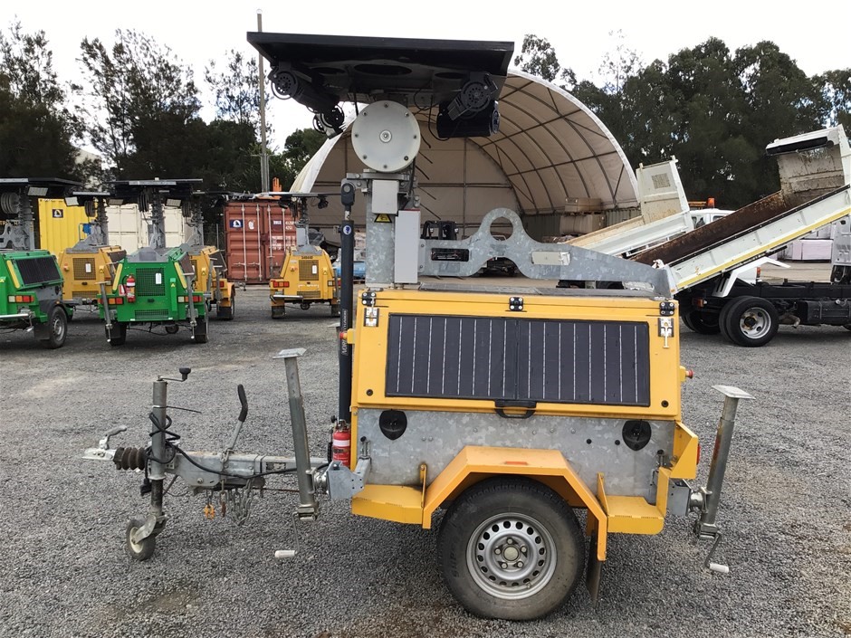 Verdegro Hybrid LED Telescopic Lighting Tower Trailers